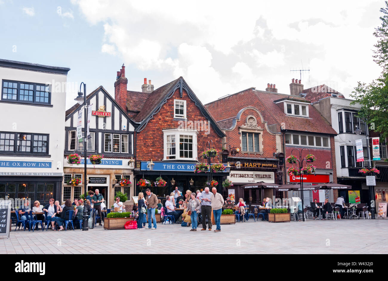 Salisbury town square hi-res stock photography and images - Alamy