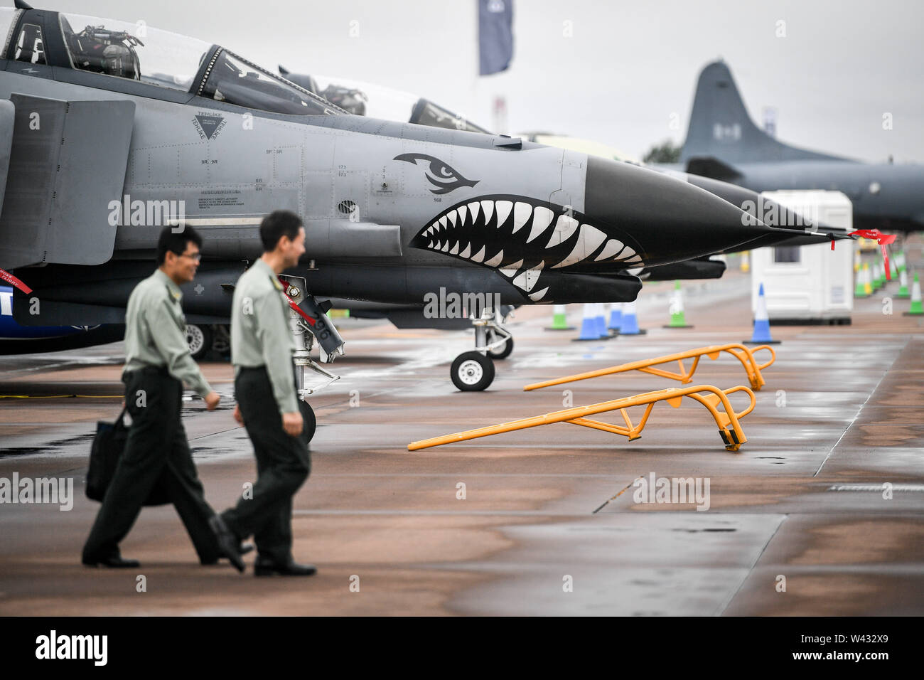 Raf phantom hi-res stock photography and images - Alamy