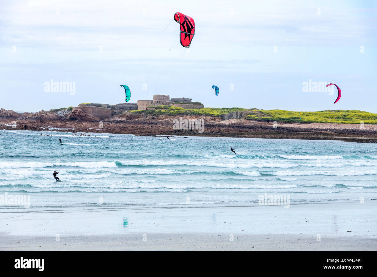 Vazon beach hi-res stock photography and images - Alamy