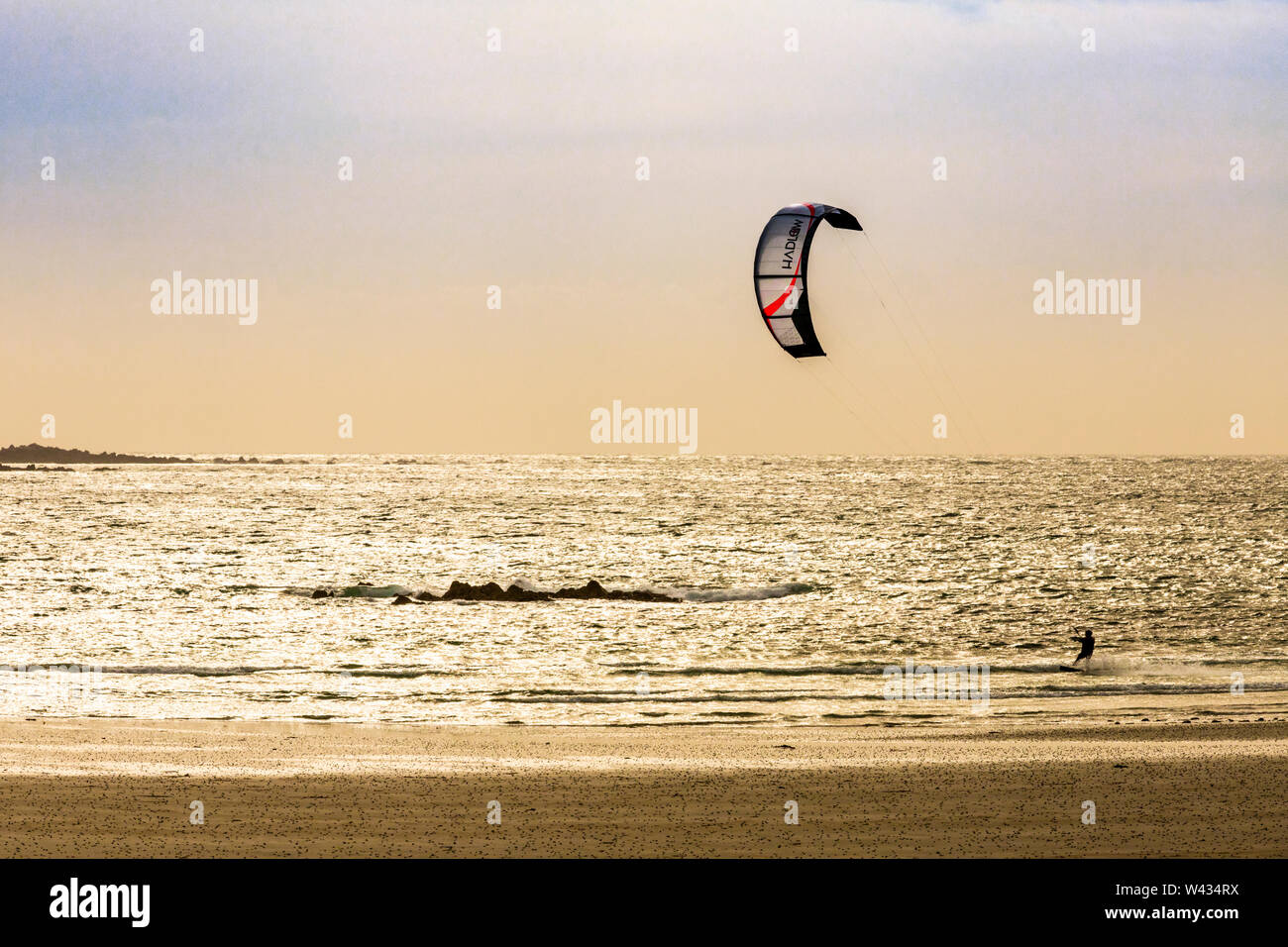 Vazon guernsey channel islands hi-res stock photography and images - Alamy
