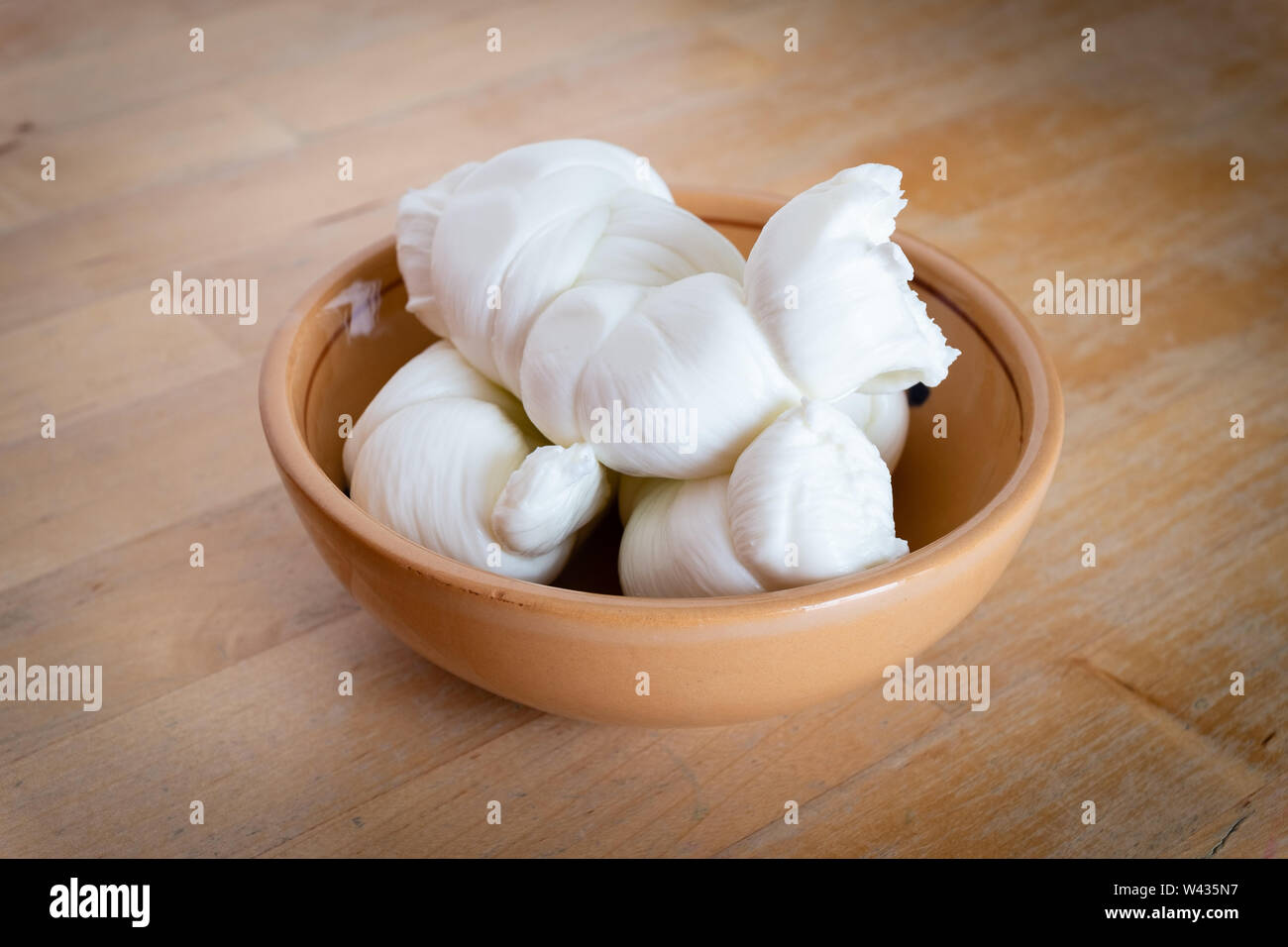 Cow's milk mozzarella cheese handmade in Puglia, Italy Stock Photo - Alamy