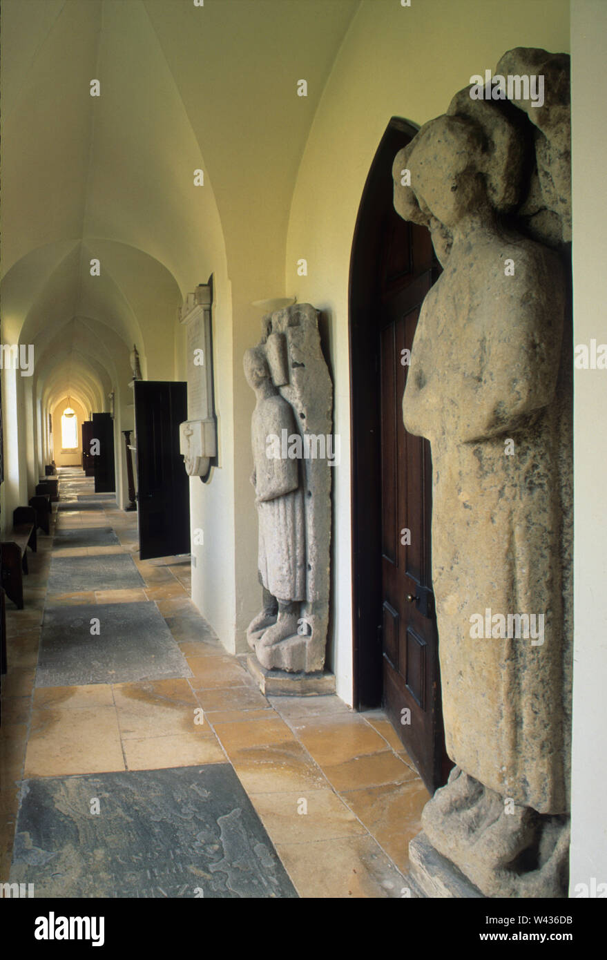 St mary tetbury hi-res stock photography and images - Alamy