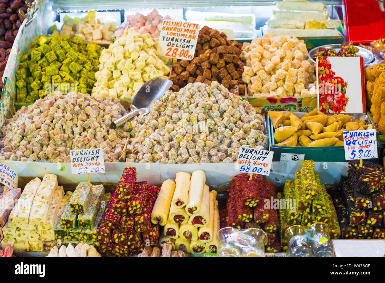 Traditional tasty Turkish sweets on the market Stock Photo - Alamy