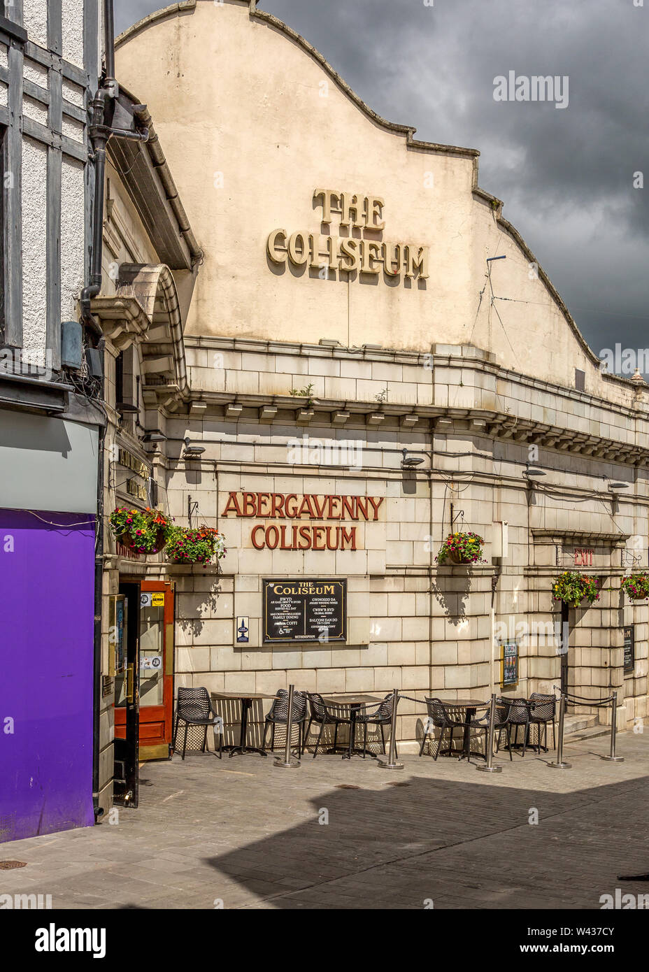 Frogmore street hi-res stock photography and images - Alamy