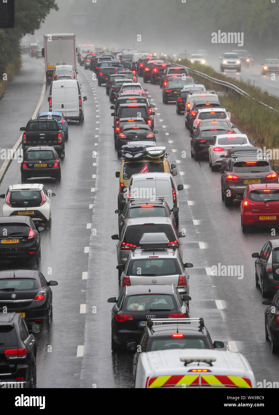 M3 Winchester, Hampshire, UK. 19th July 2019. Frantic Friday, long ...