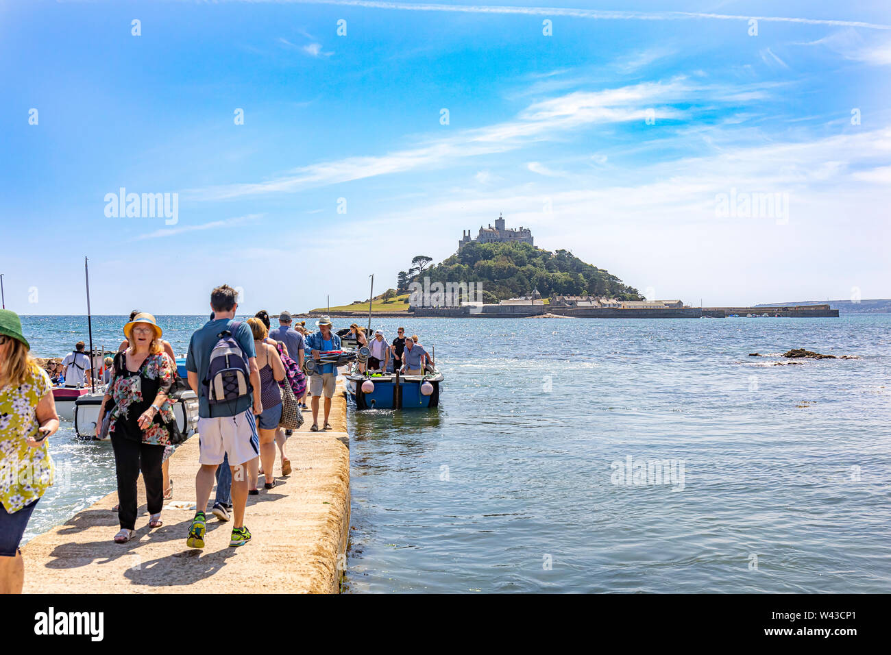 St michael's mount cornwall hi-res stock photography and images - Alamy