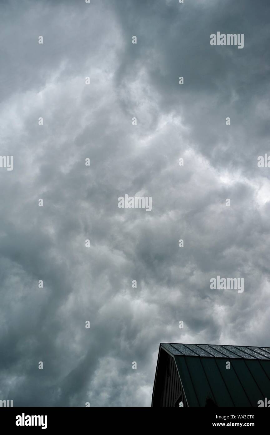 Stormy foreboding hi-res stock photography and images - Alamy