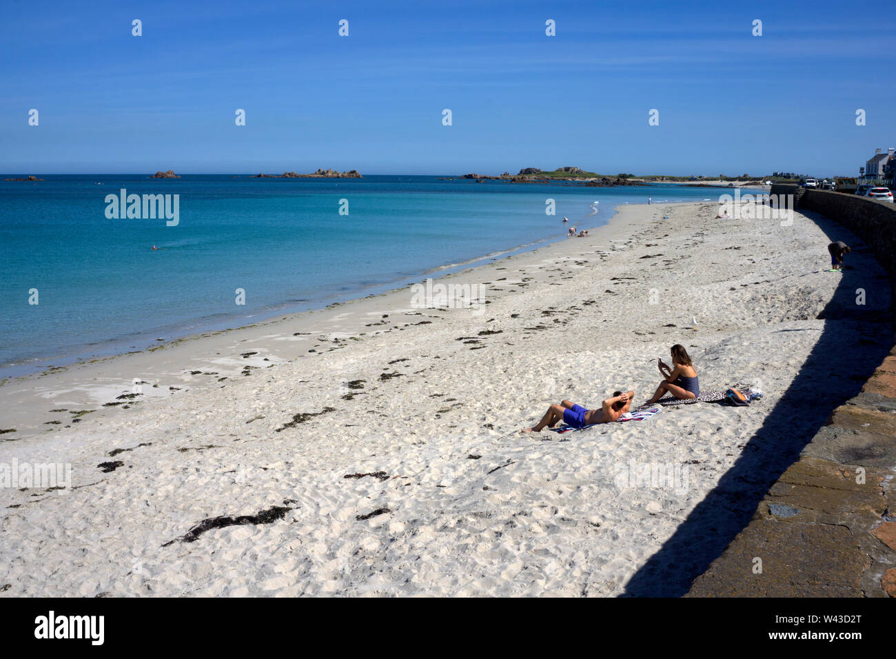 Guernsey island flag hi-res stock photography and images - Alamy