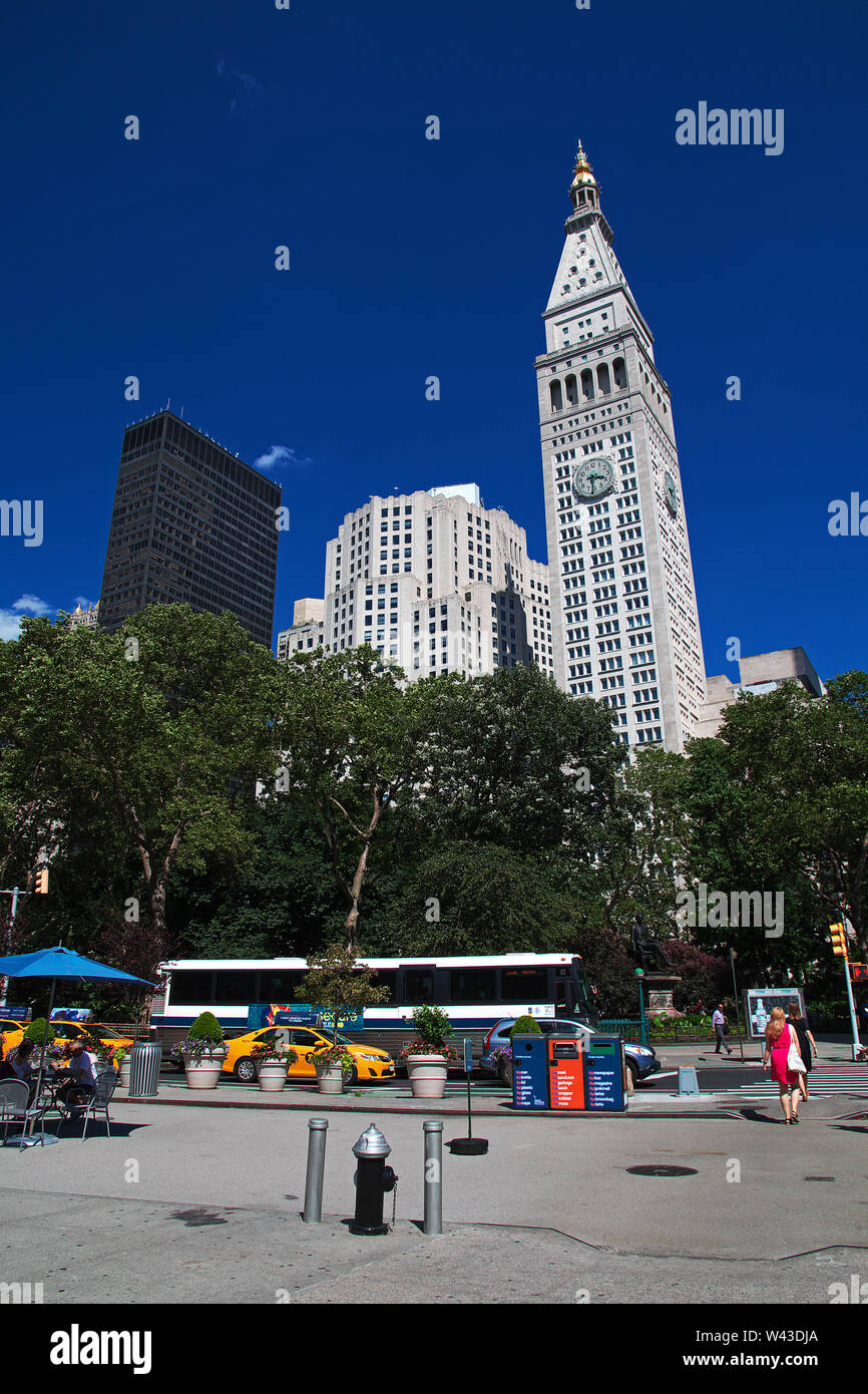 Jungle watch tower hi-res stock photography and images - Alamy