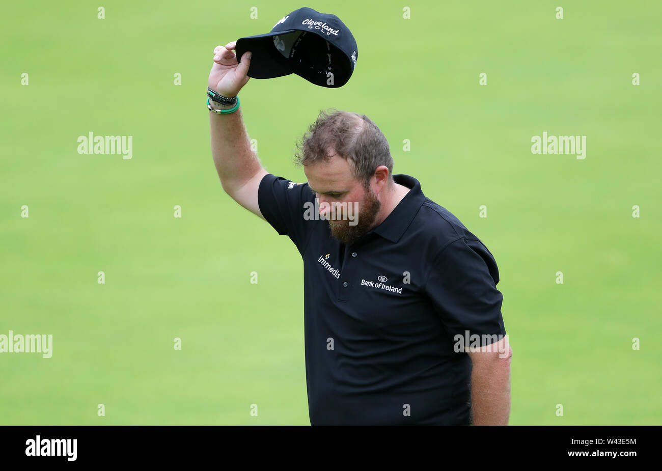 Republic Of Ireland's Shane Lowry acknowledges the crowd after the 18th ...