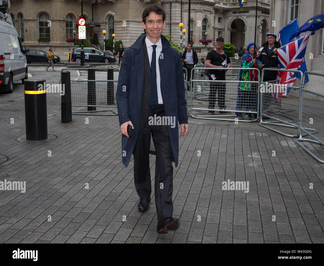 Participants arriving at Broadcasting House for BBC Tory leadership ...