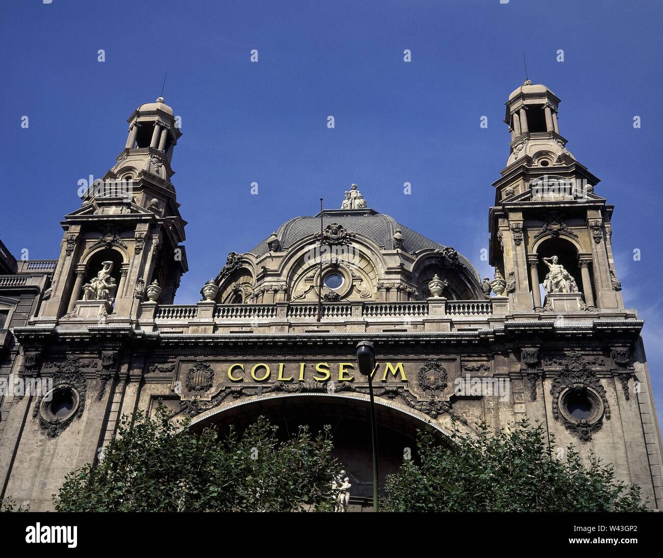CINE COLISEUM. Location: CINE COLISEUM. SPAIN Stock Photo - Alamy