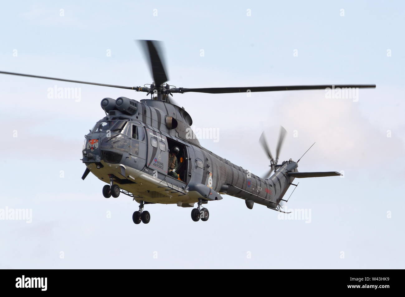 Puma helicopter raf hi-res stock photography and images - Alamy