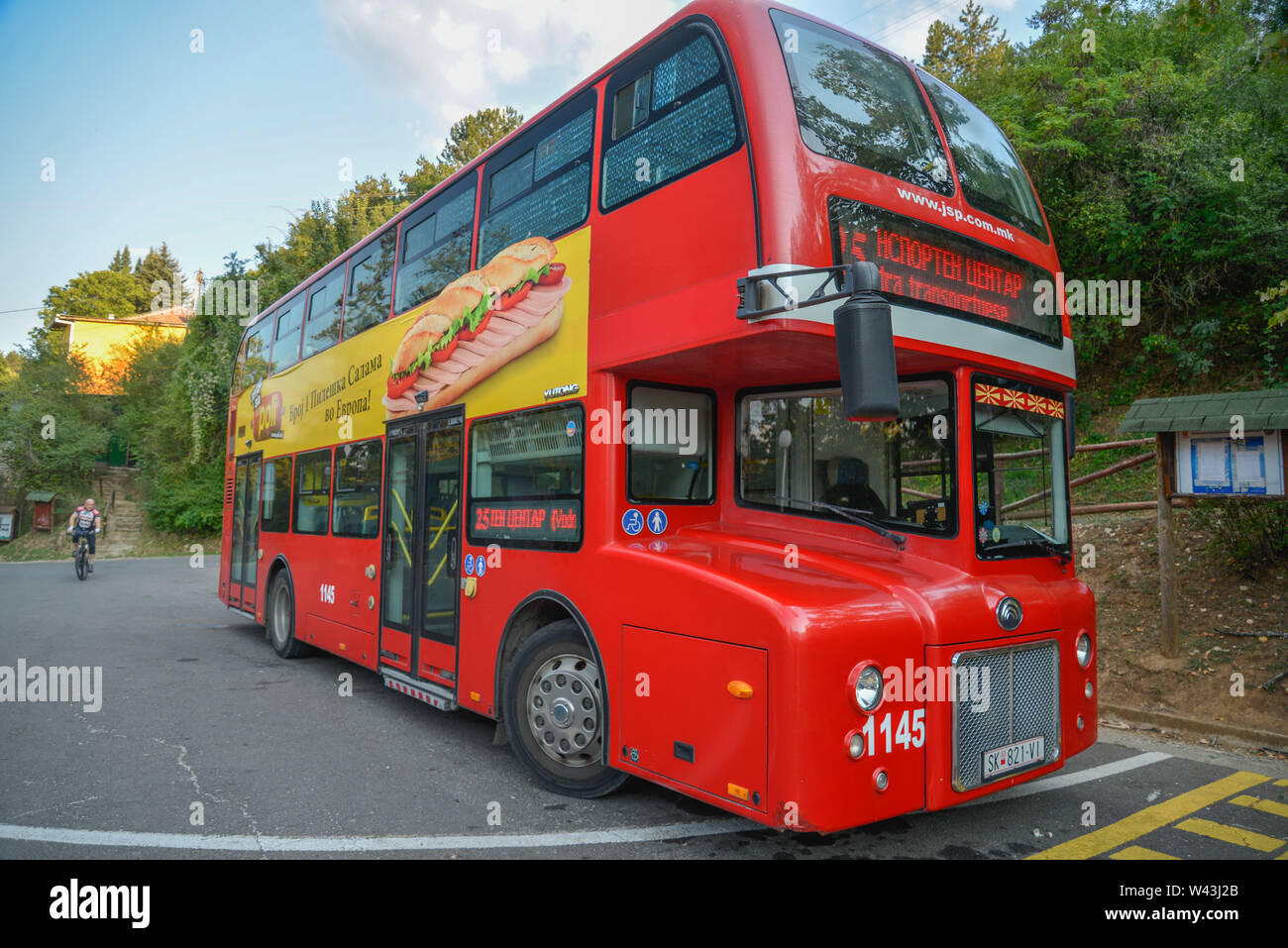 Yutong bus hi-res stock photography and images - Alamy