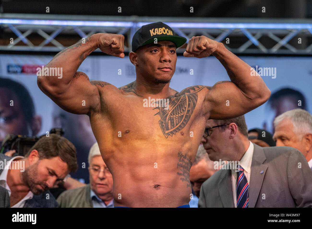 Super middleweight boxing hi-res stock photography and images - Alamy