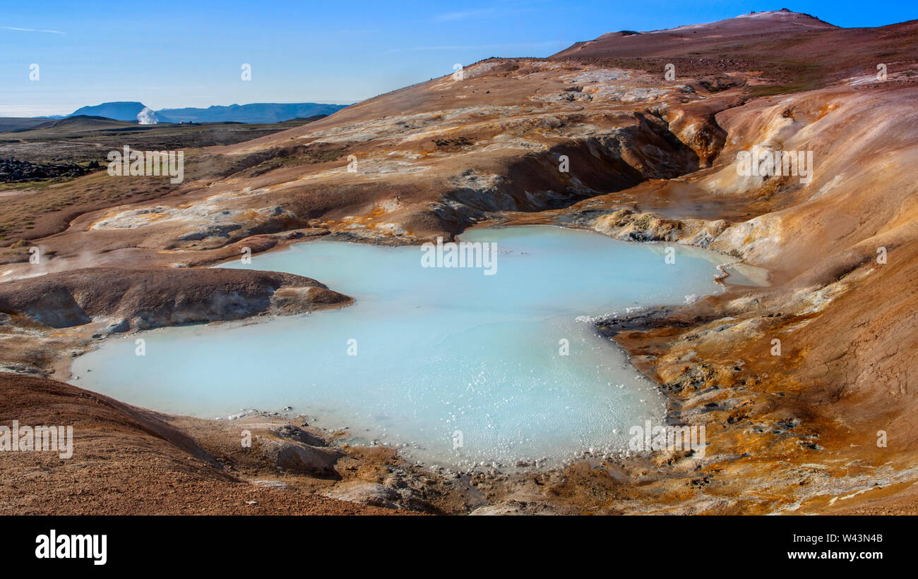 Boiling mud pools hi-res stock photography and images - Alamy