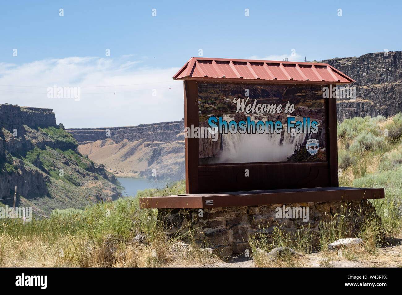Twin Falls, Idaho - June 30, 2019: Welcome sign for Shoshone Falls Park ...