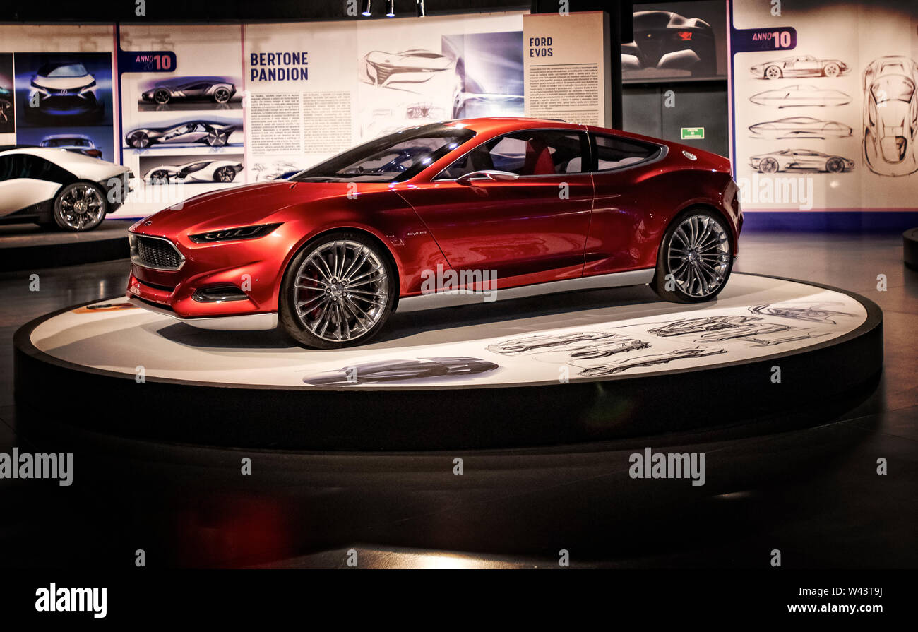 Italy Piedmont Turin Museo Dell’ Automonbile Torino ( Mauto ) - Ford ...