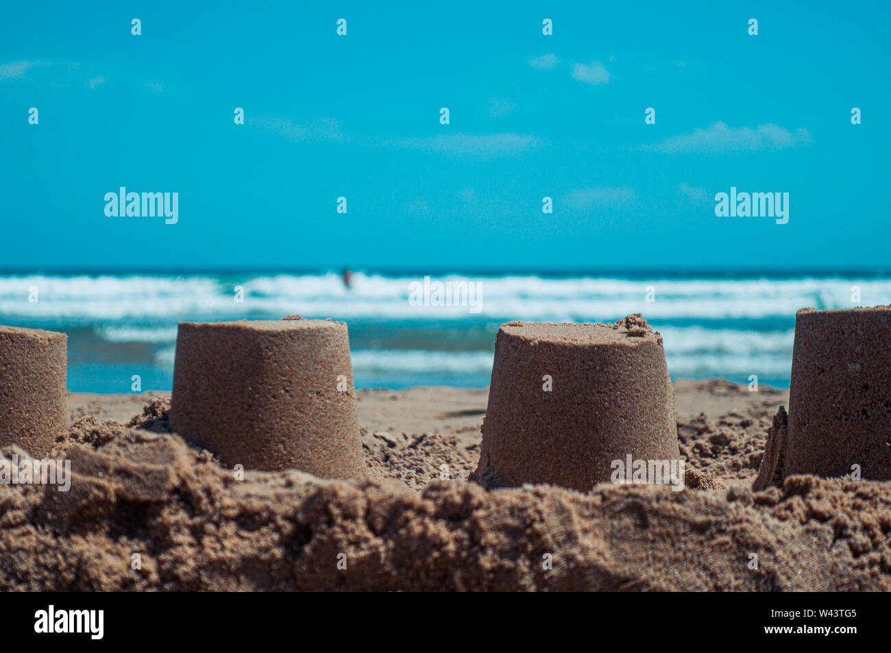 Sandcastle on white background hi-res stock photography and images - Alamy