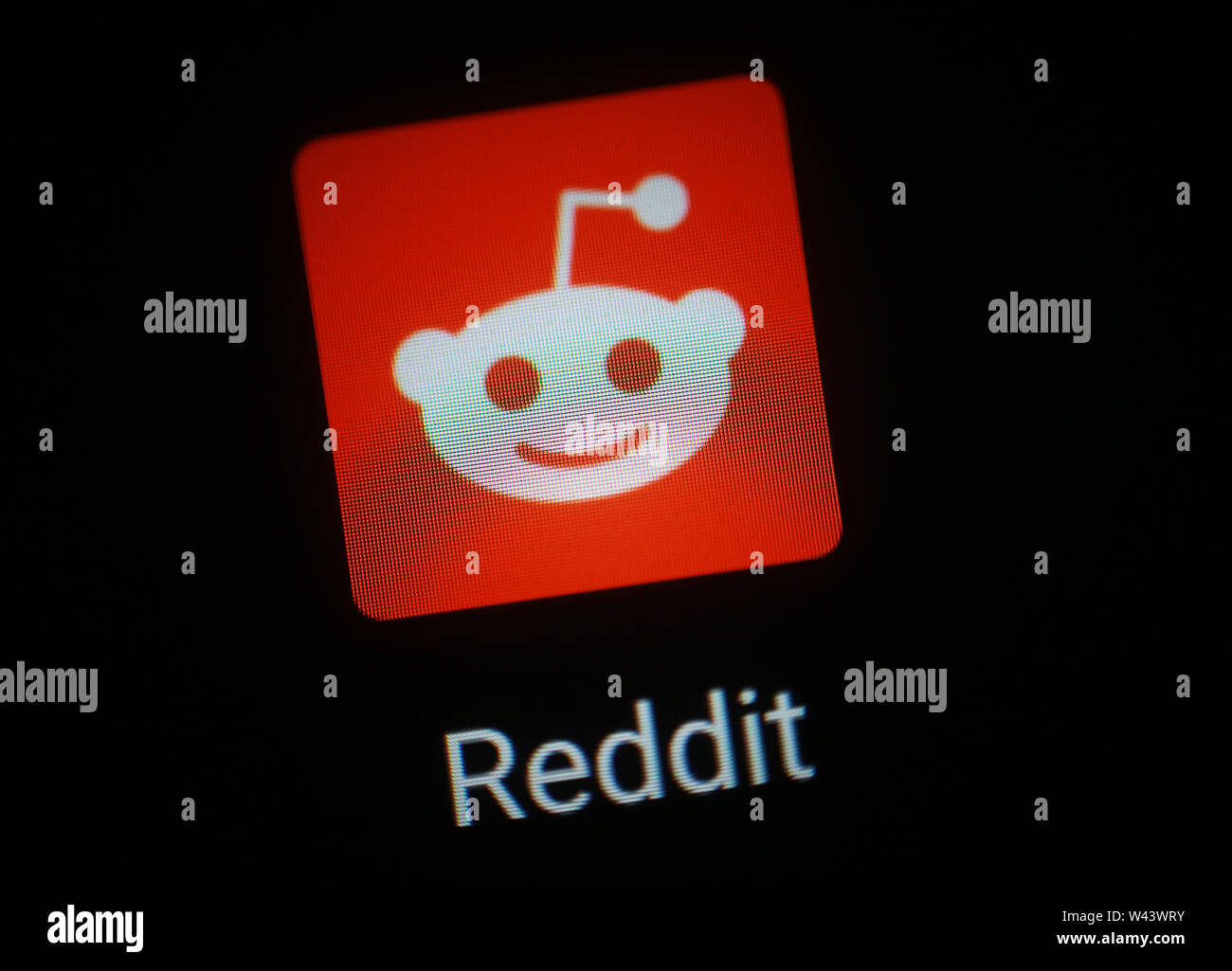 Reddit Application Icon On Computer Display Stock Photo Alamy reddit-application-icon-on-computer-display-stock-photo-alamy
