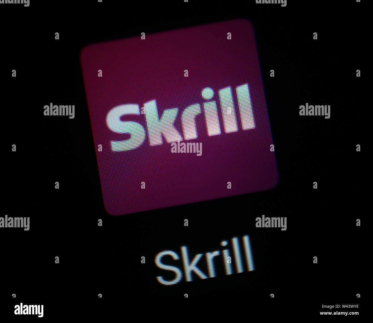 Skrill icon hi-res stock photography and images - Alamy
