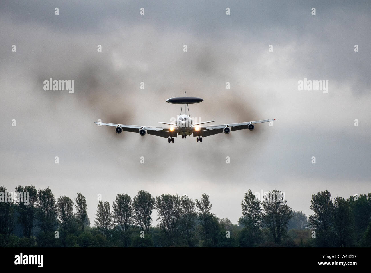 Boeing 707 hi-res stock photography and images - Alamy
