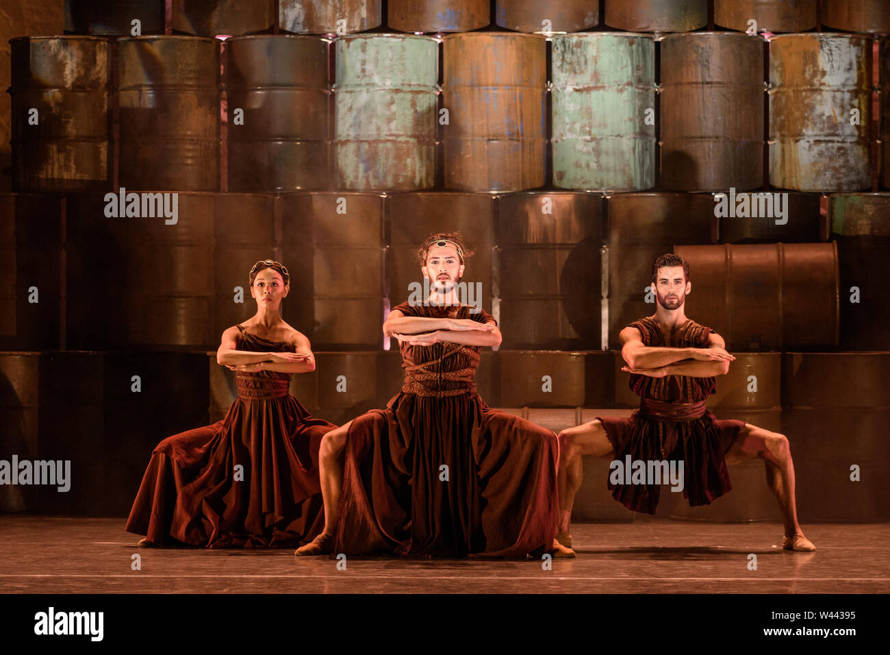 Antigone theatre play hi-res stock photography and images - Alamy