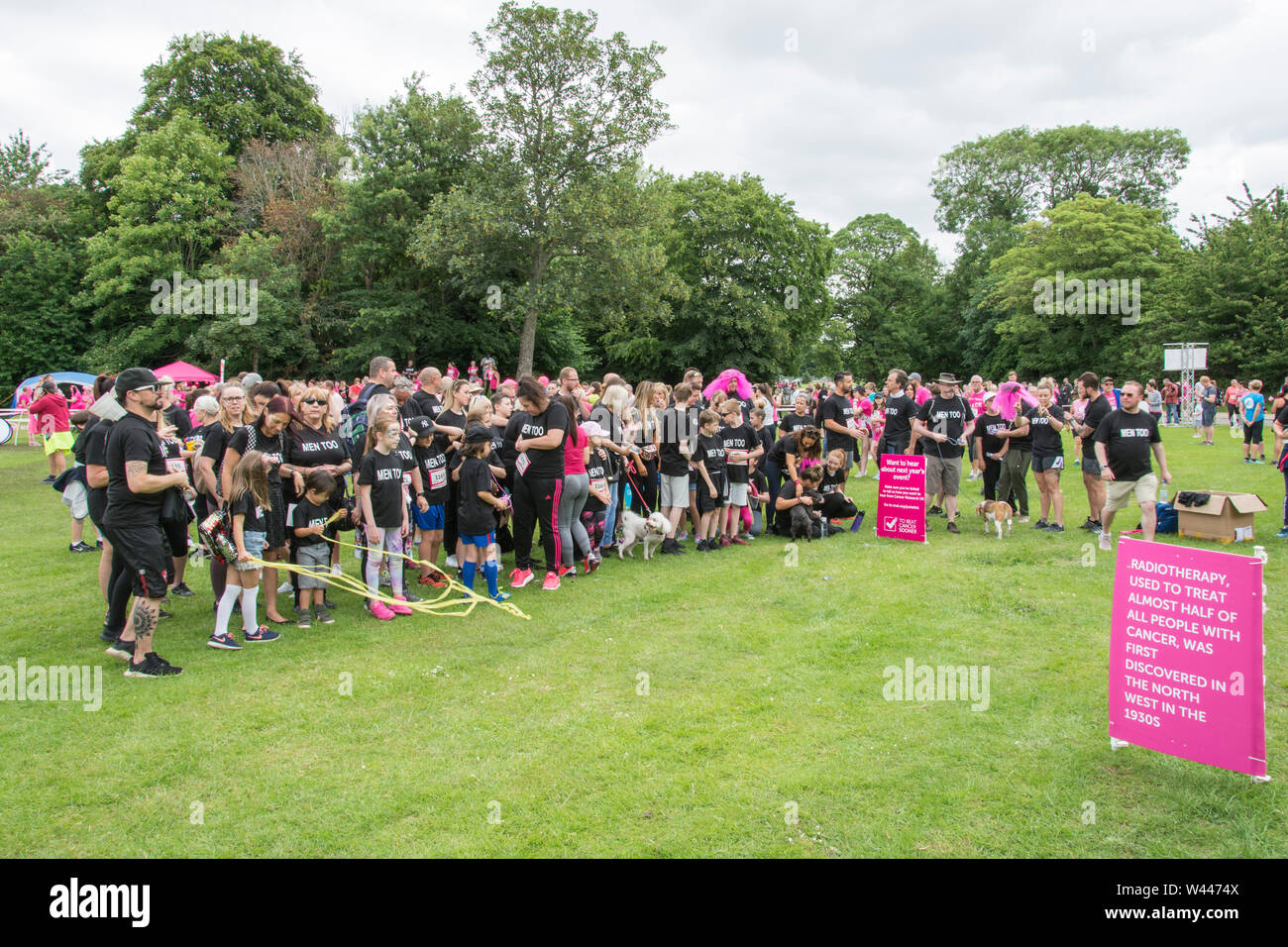 Liverpool fun run hi-res stock photography and images - Alamy