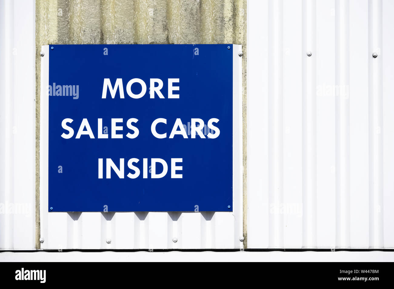 Car sales sign hi-res stock photography and images - Alamy