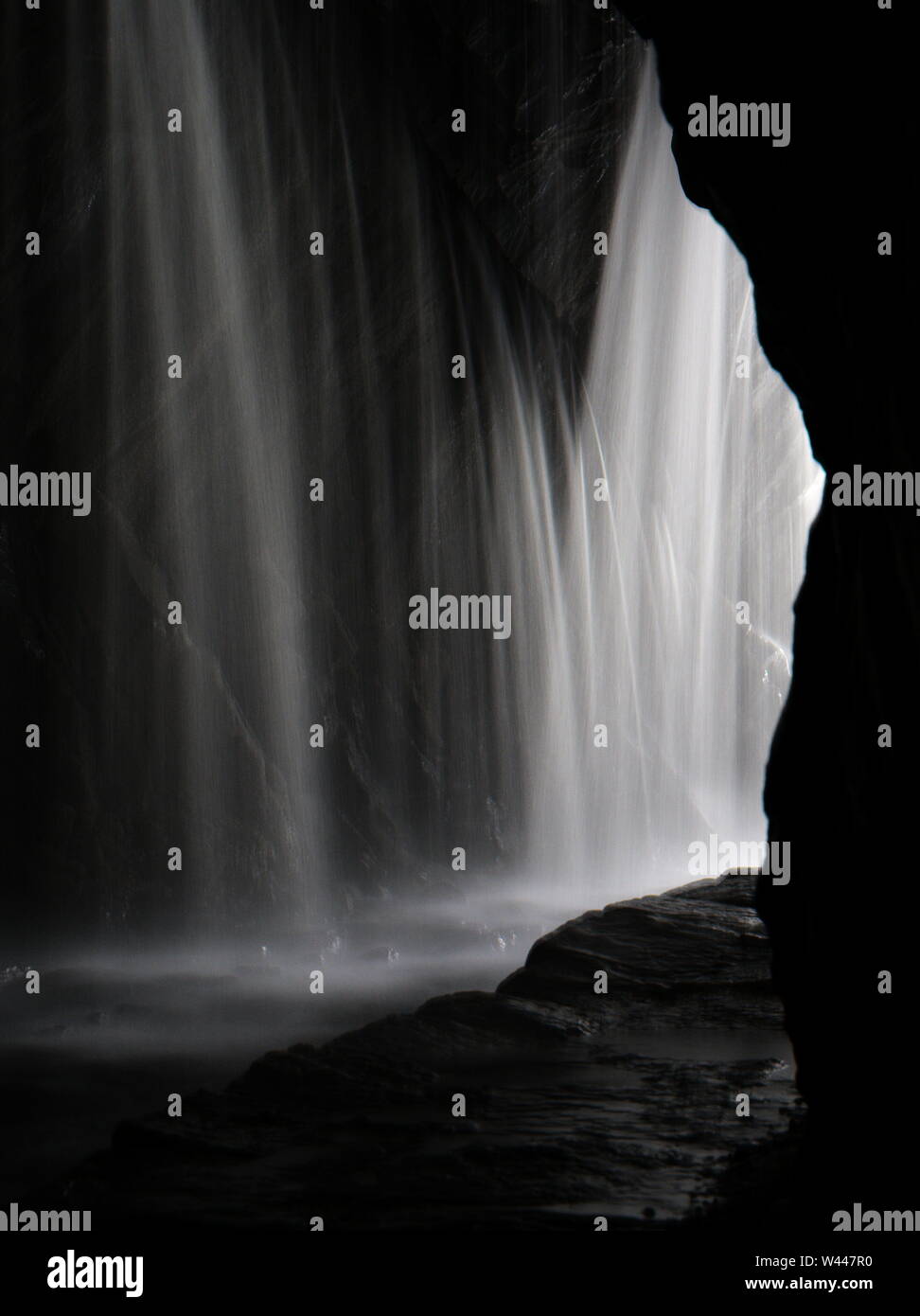 Water curtain cave hi-res stock photography and images - Alamy