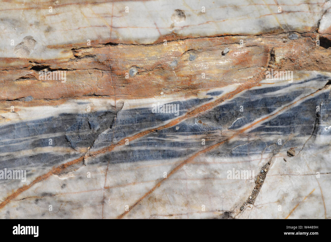 Sedimentary rock layers asia hi-res stock photography and images - Alamy