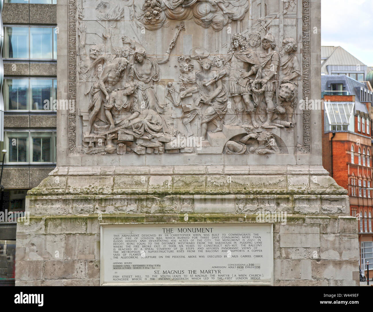 London, Great Britain -May 23, 2016: The Monument to the Great Fire of ...