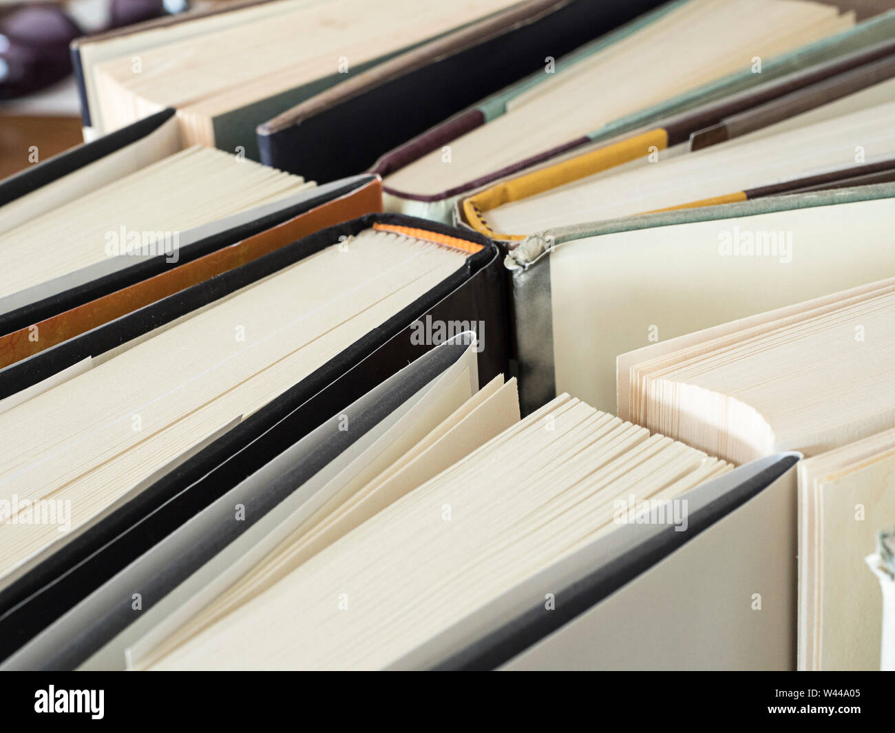 Bound edges hi-res stock photography and images - Alamy