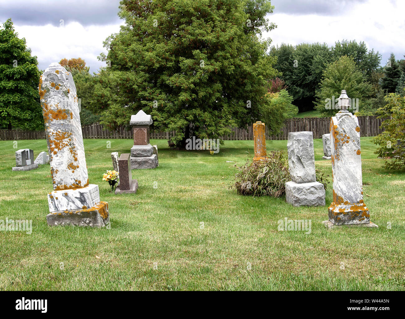 Old Grave Stones High Resolution Stock Photography and Images - Alamy
