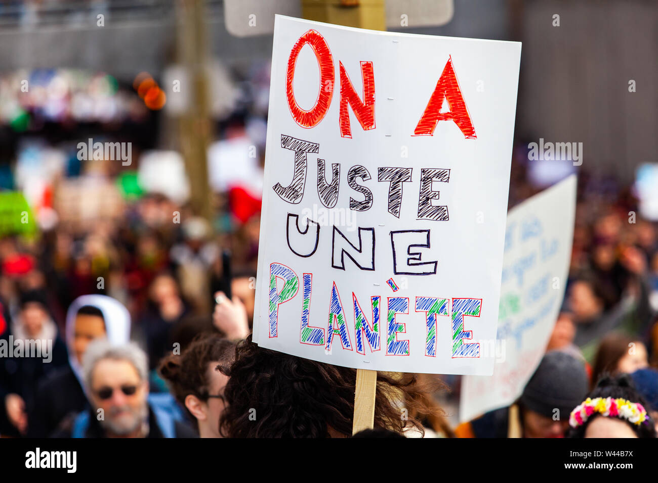 Global warming poster french hi-res stock photography and images - Alamy