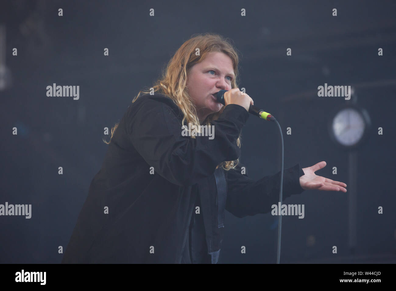 Kate tempest on stage hi-res stock photography and images - Alamy