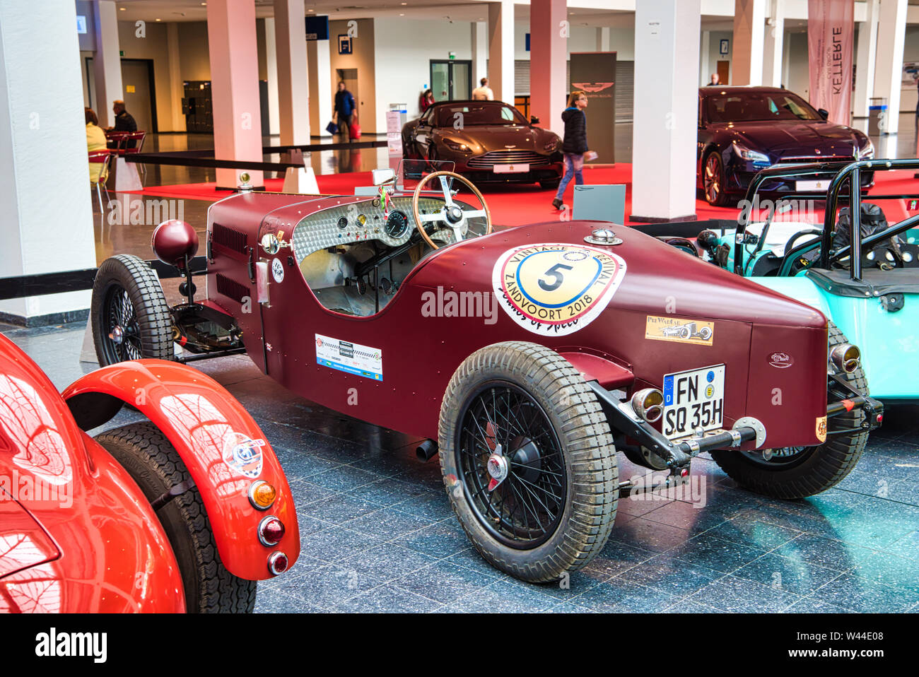 Chippix hi-res stock photography and images - Alamy