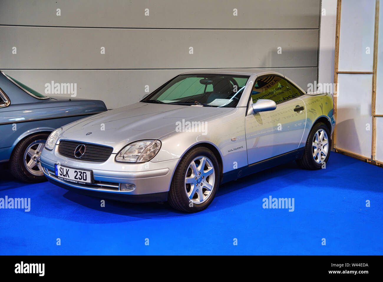 Mercedes benz slk 230 hi-res stock photography and images - Alamy