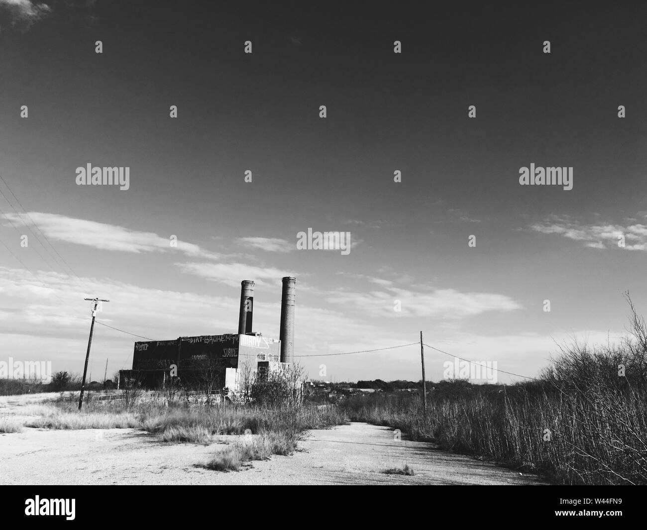 Digging a ditch old hi-res stock photography and images - Alamy