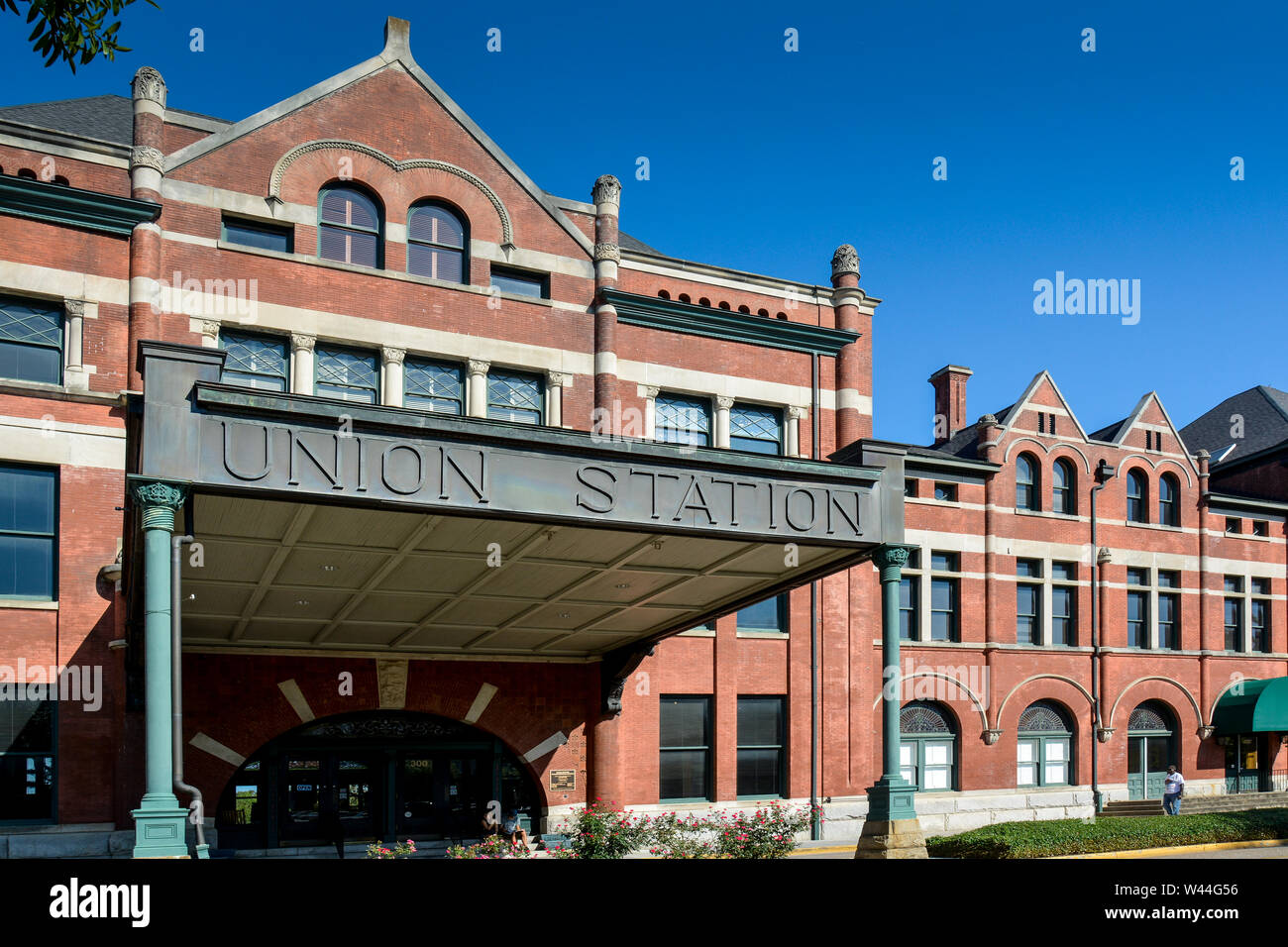 The Montgomery, AL, Union Station building, with Romanesque Revival ...