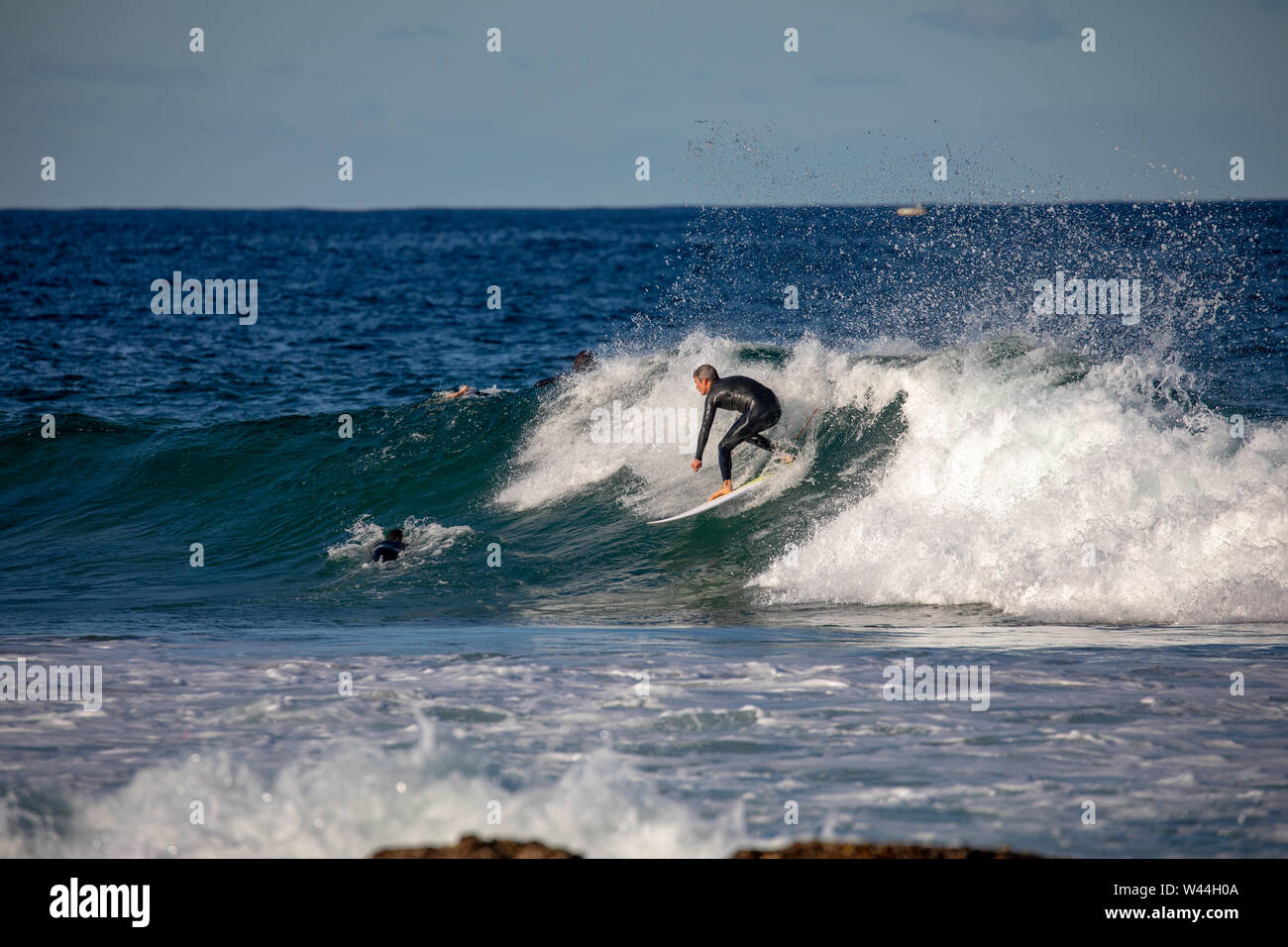 Australian surfers at Avalon beach in Sydney surfing the waves Stock ...