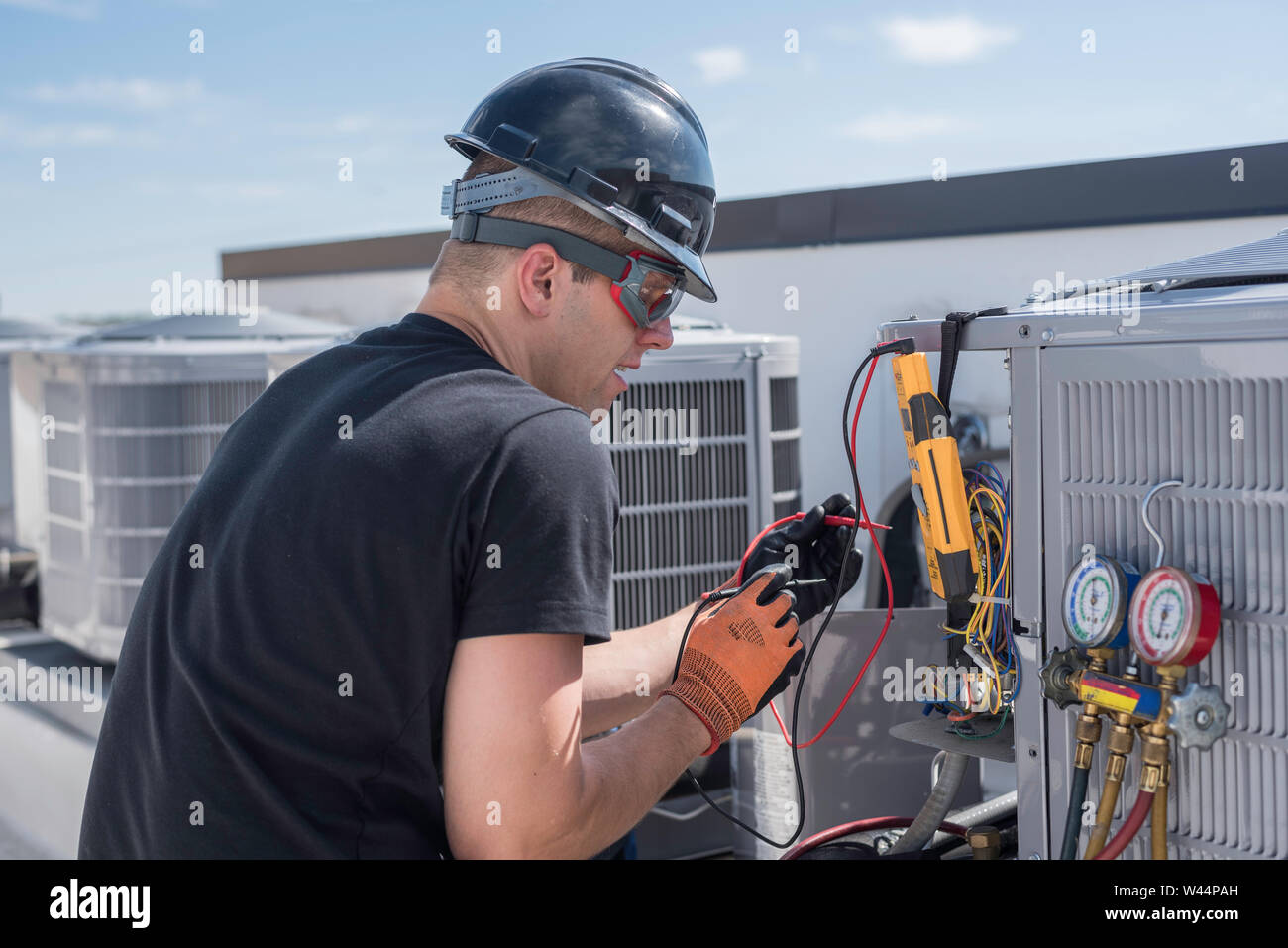 Checking voltage hi-res stock photography and images - Alamy