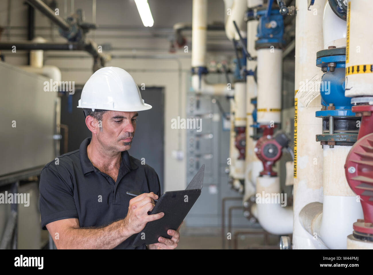 Hvac equipment room hi-res stock photography and images - Alamy