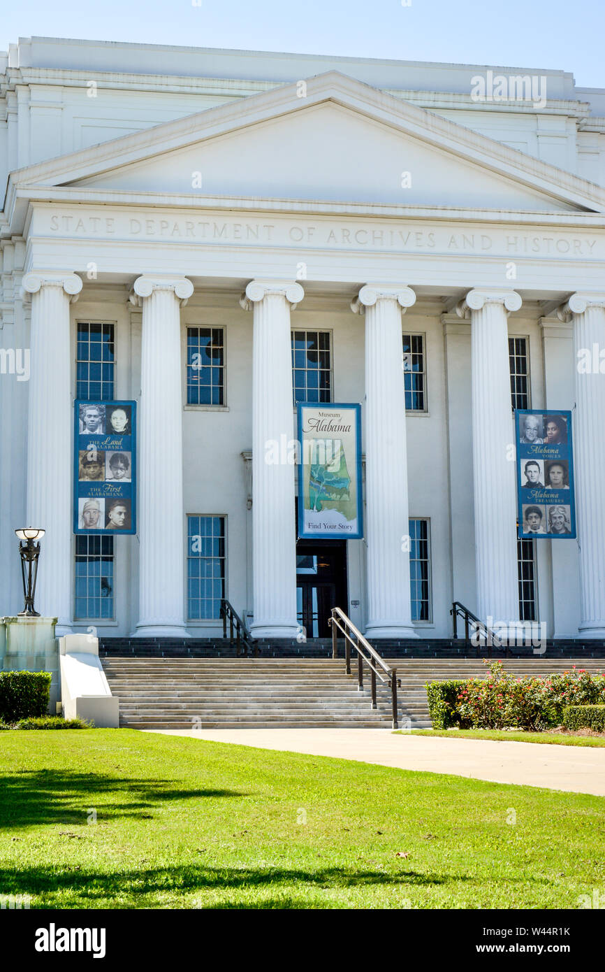 The entrance to Museum of Alabama, housed in the Department of Archives ...