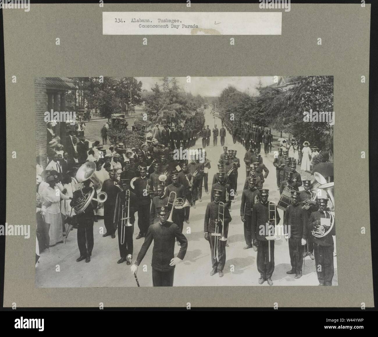 Comencement (i.e., commencement) day parade Stock Photo - Alamy