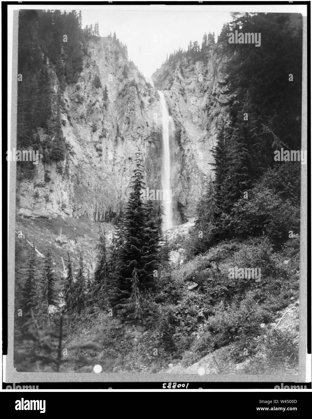 Comet Falls, Mount Rainier National Park, Washington Stock Photo - Alamy