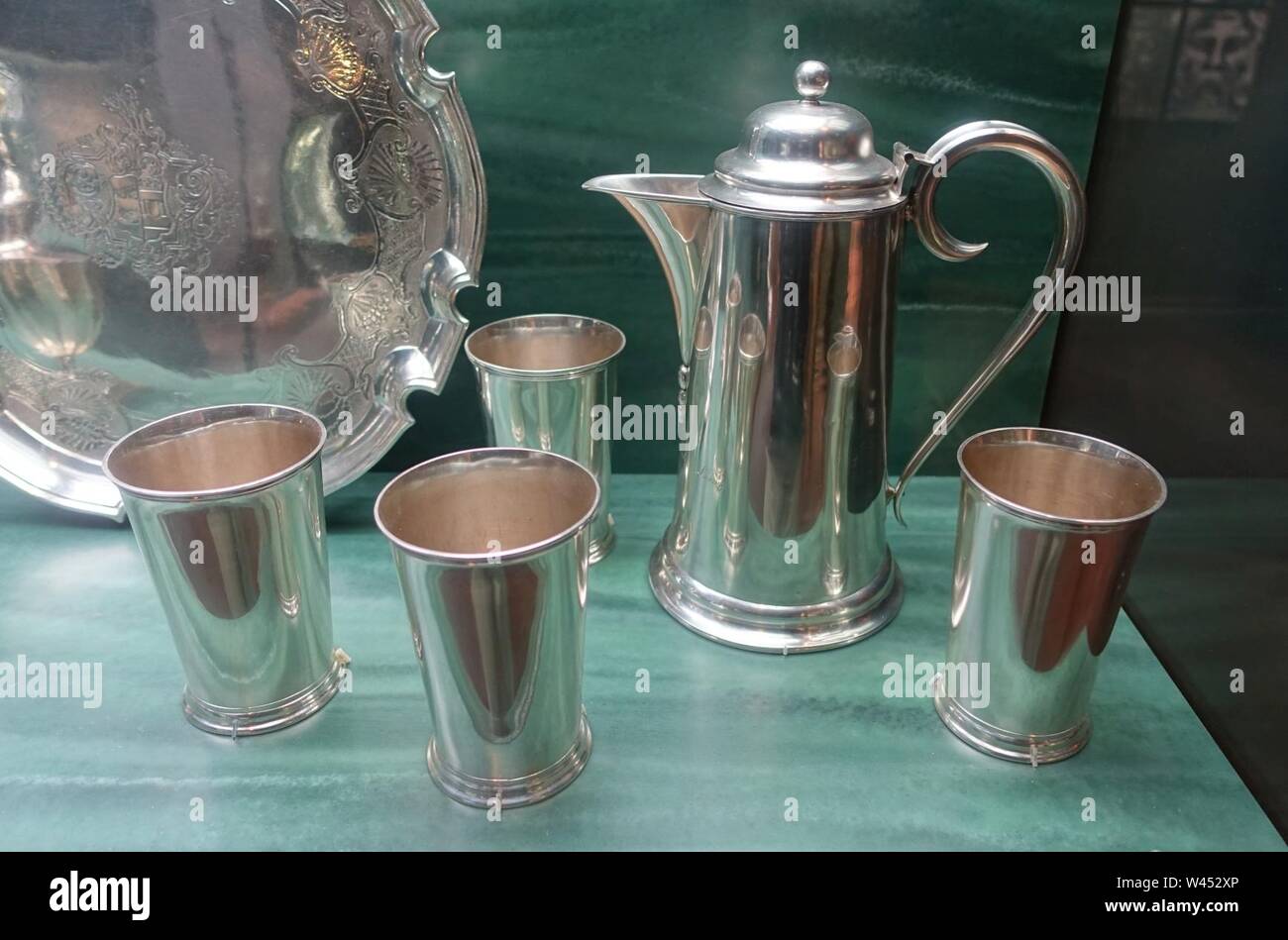 Communion cups hi-res stock photography and images - Alamy