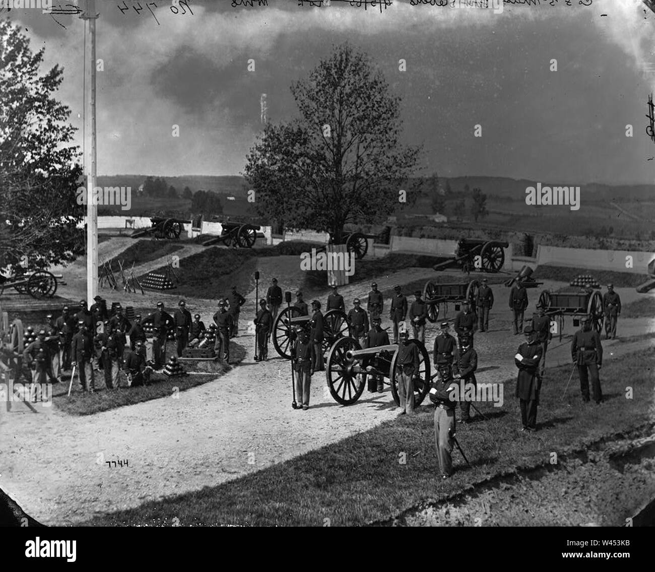 Massachusetts artillery Black and White Stock Photos & Images - Alamy