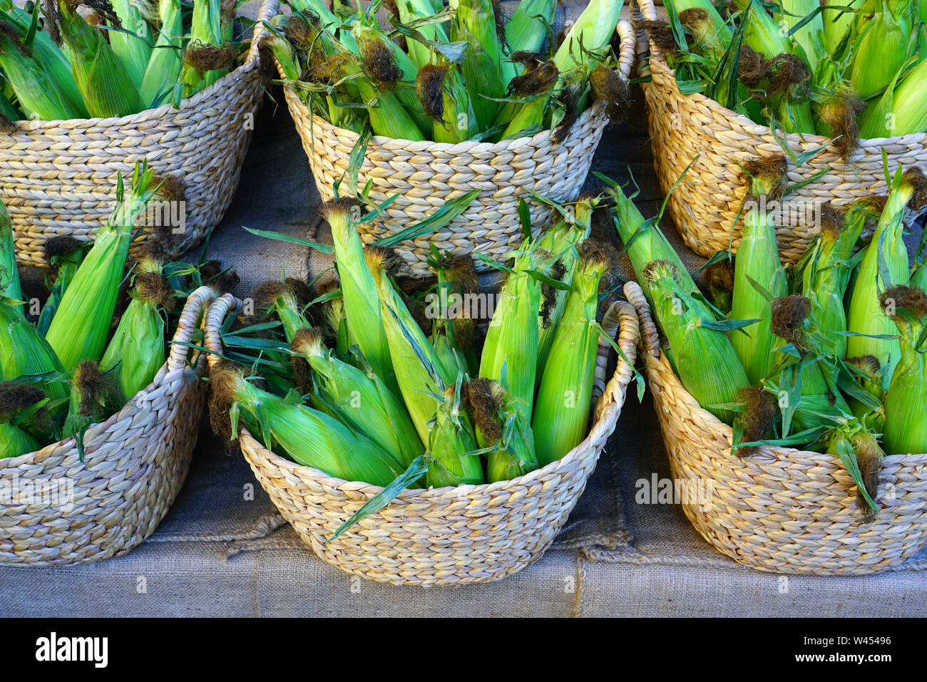 Corn baskets hi-res stock photography and images - Alamy
