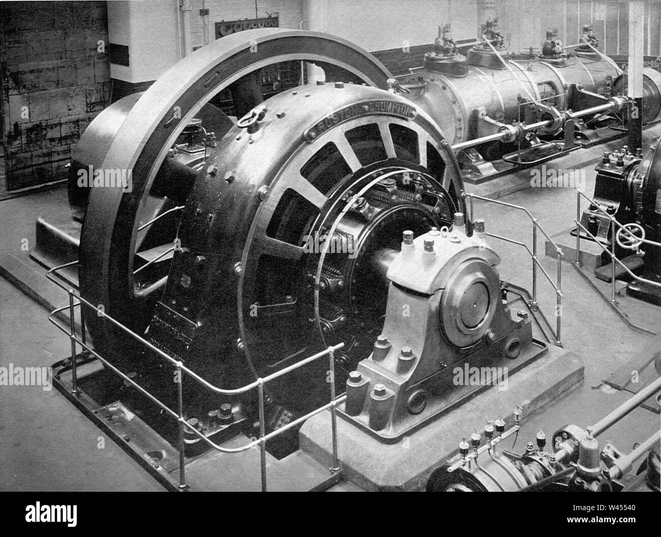 Compound Tandem Horizontal Engine and Dynamo (Rankin Kennedy, Modern ...